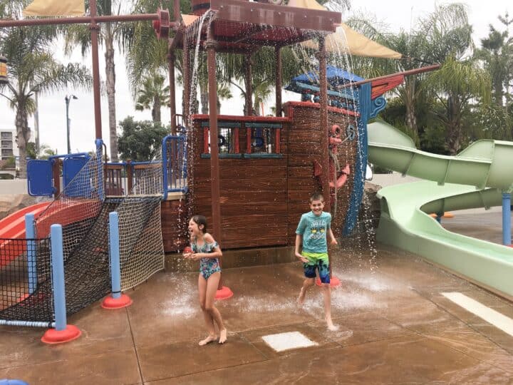 Howard Johnson Anaheim Water Playground | The Happiest Blog on Earth