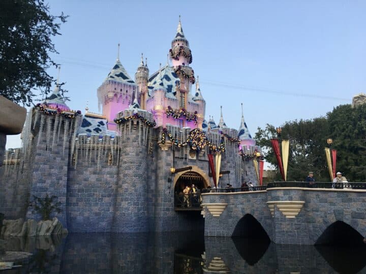 Christmas Snow at Disneyland Resort! - The Happiest Blog on Earth