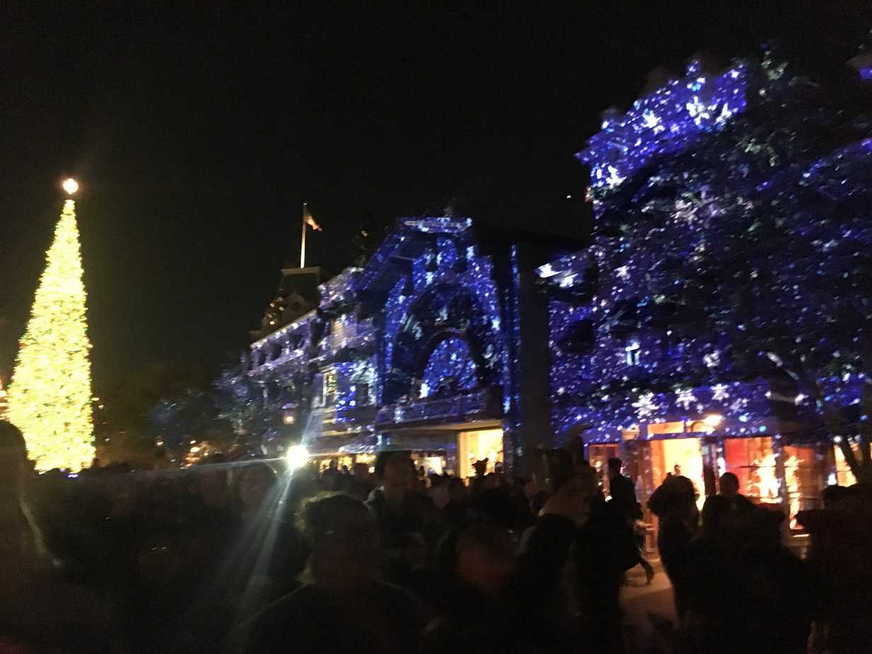 Tips for Disneyland Fireworks Tonight
