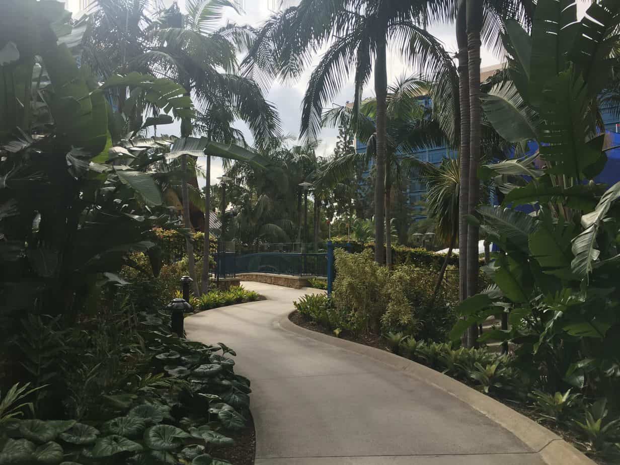 Look Inside The Disneyland Hotel