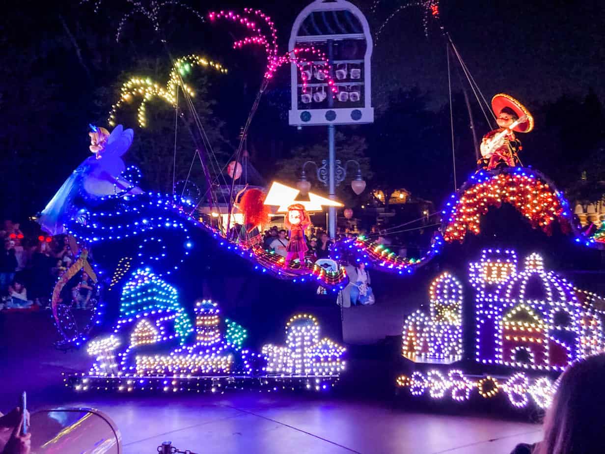 Disneyland's Main Street Electrical Parade (2022)