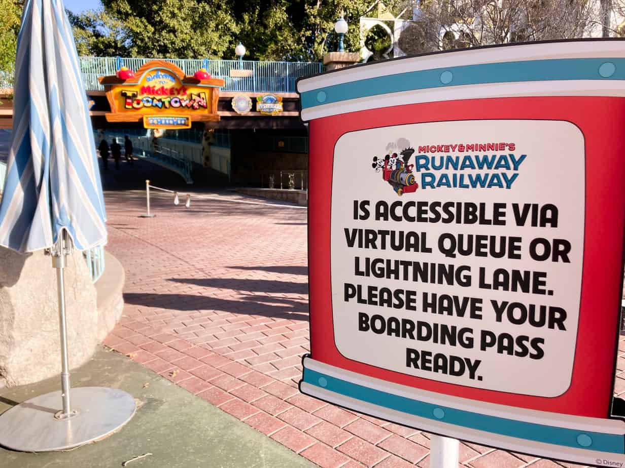 Disneyland Only: How to Ride Mickey & Minnie's Runaway Railway - The ...