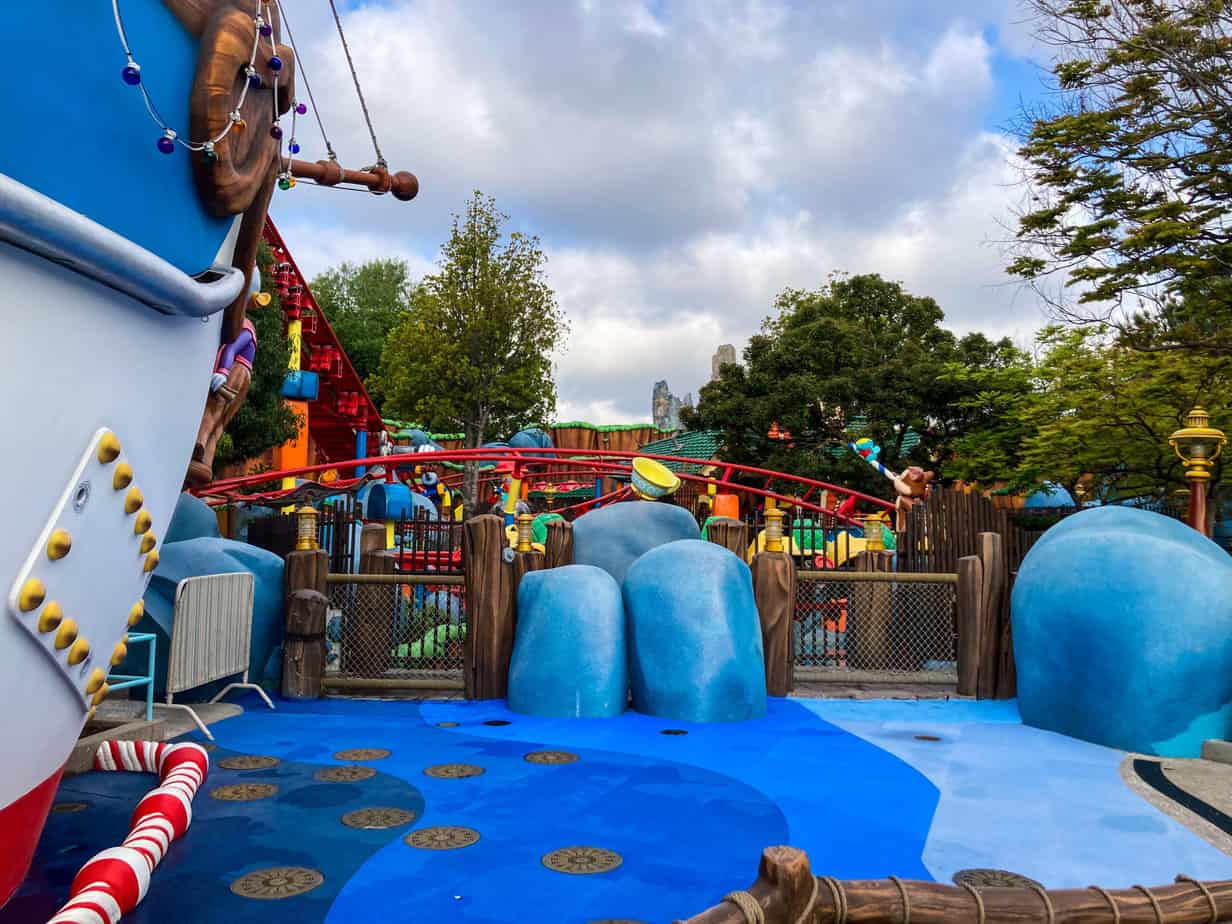 Explore Mickey's Toontown Rides & More