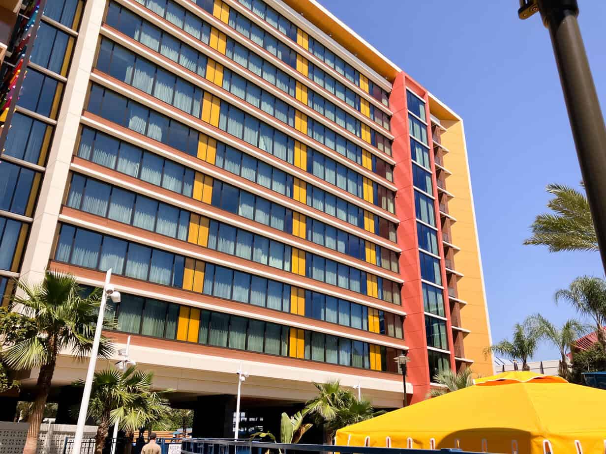 Look Inside The Disneyland Hotel