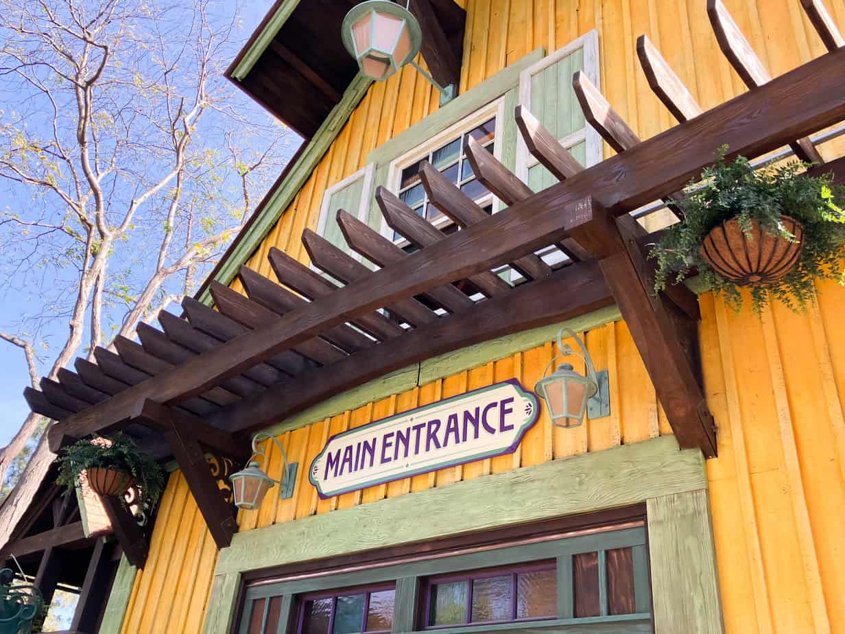 Disneyland Plan for Tiana's Bayou Adventure Ride