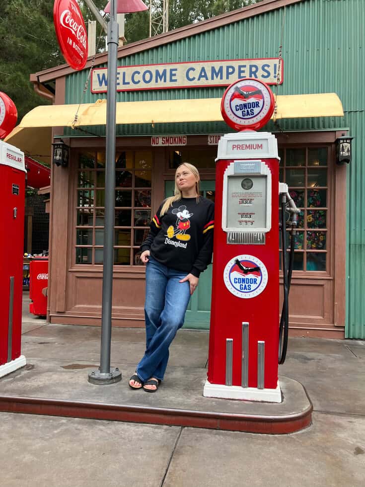 About Jessica Sanders | Disneyland Strategy Expert